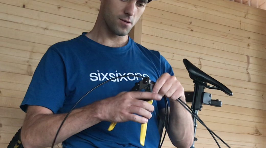 How To Fit An Internally Routed Gear Cable? (With Photos) - Bike Faff