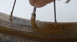 How to Remove a Schrader Valve Core Without A Tool - Bike Faff